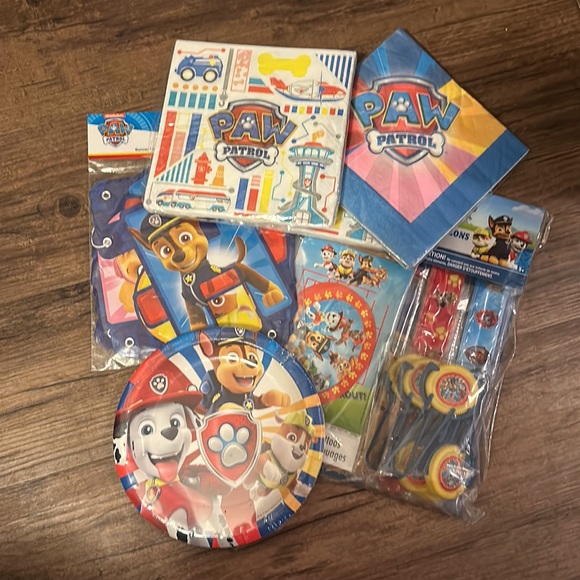 Paw Patrol | Party Supplies | Bnib New Paw Patrol Birthday Party Bundle ...